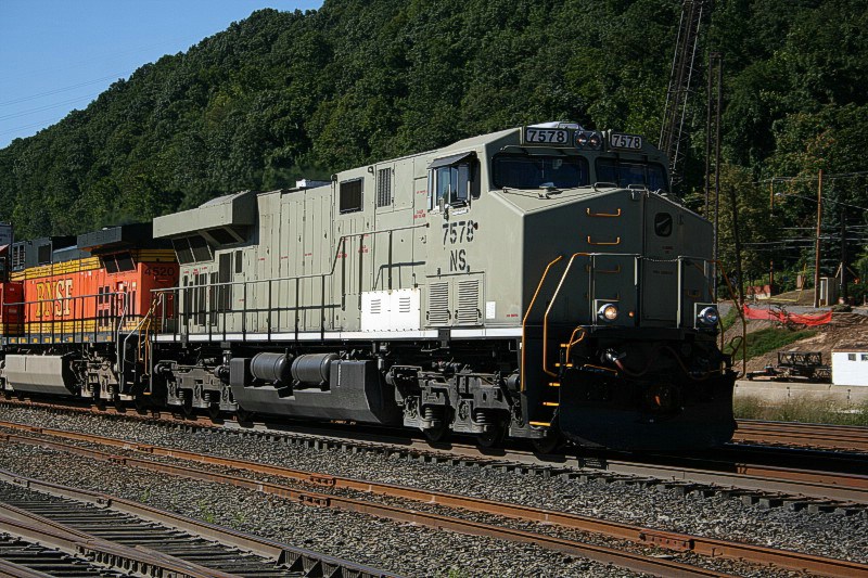 NS 7578